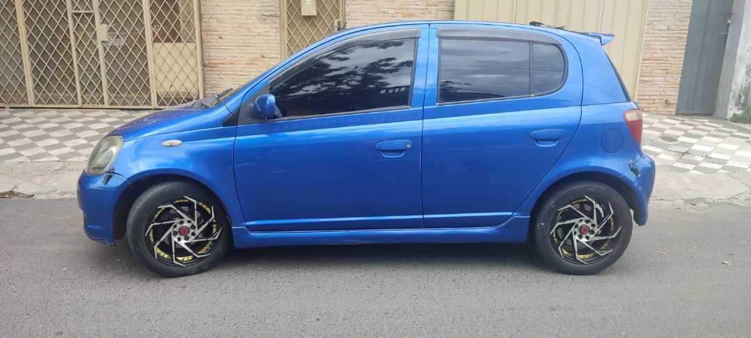 Joguapp - Toyota Vitz RS